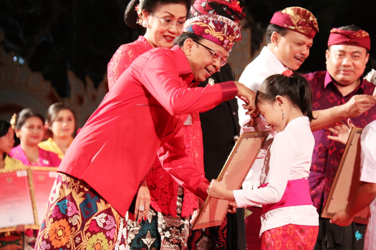 SuratanBali.com, Media Satukan Bangsa SuratanBali.com, Media Satukan Bangsa